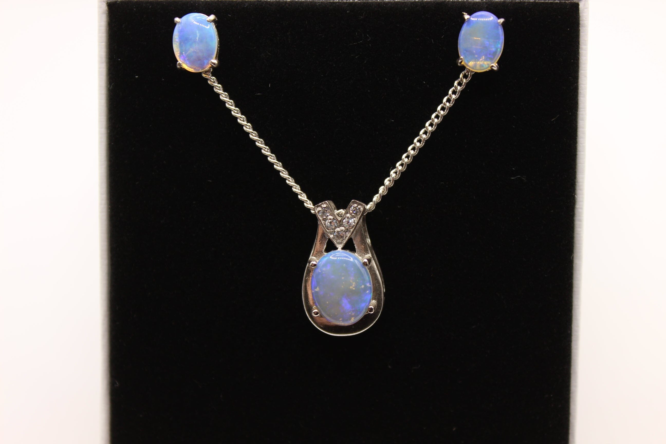 Australian Solid Opal Set in Sterling Silver Setting – aopal